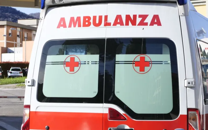 Duplice omicidio nel Napoletano: a Marano un 80enne freddato in auto ...