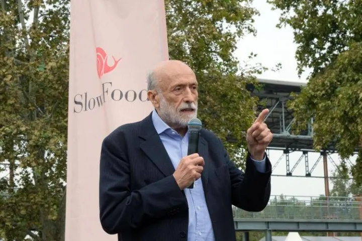 E' morto Carlo Petrini, addio al fondatore di Slow Food: aveva 76 anni ...