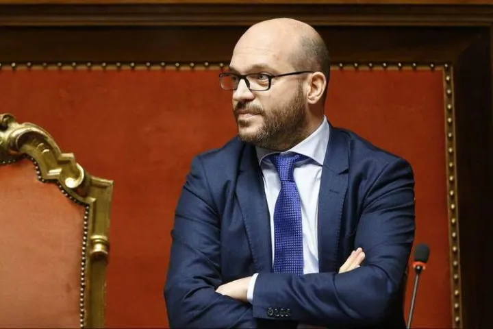 Spagna, Guardia Civil perquisisce sede Partito socialista a Madrid - il ...