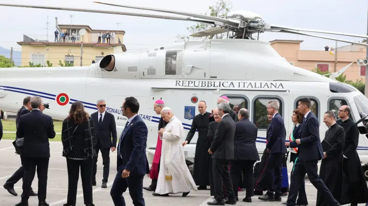 Trump torna ad attaccare il Papa: "Qualcuno gli spieghi che il sindaco ...