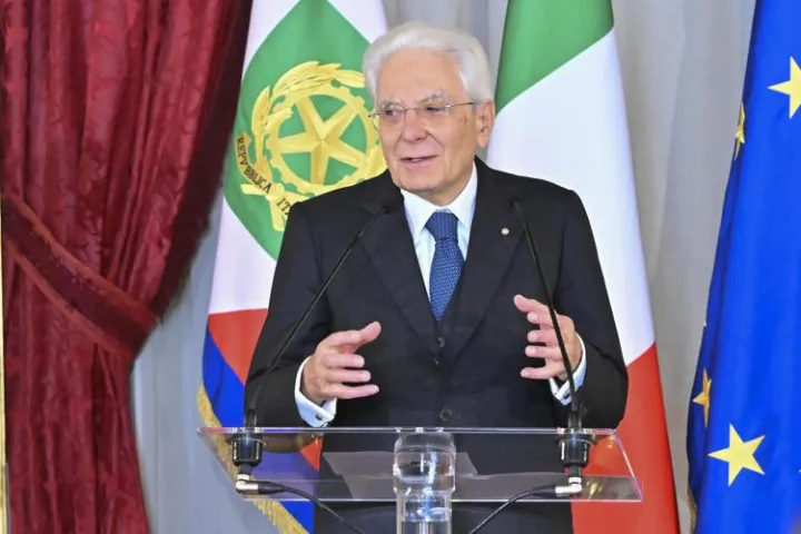 Mattarella, social e politica: "Non c'è rapporto maturo, prevale ...